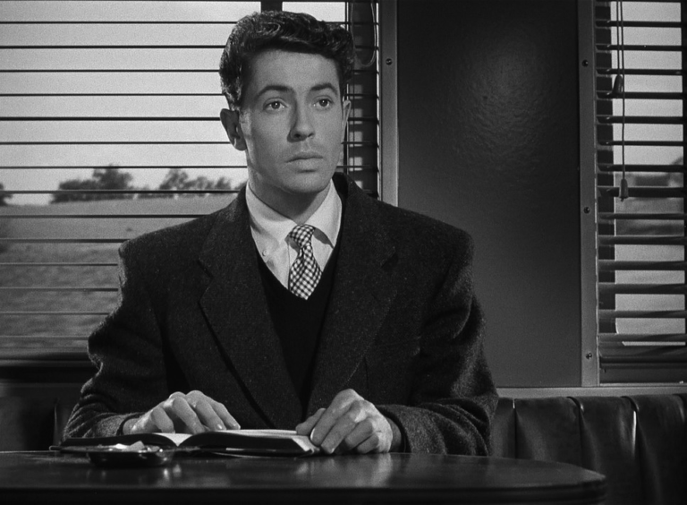 Strangers on a Train (1951) - Cinematography Analysis - Color Culture